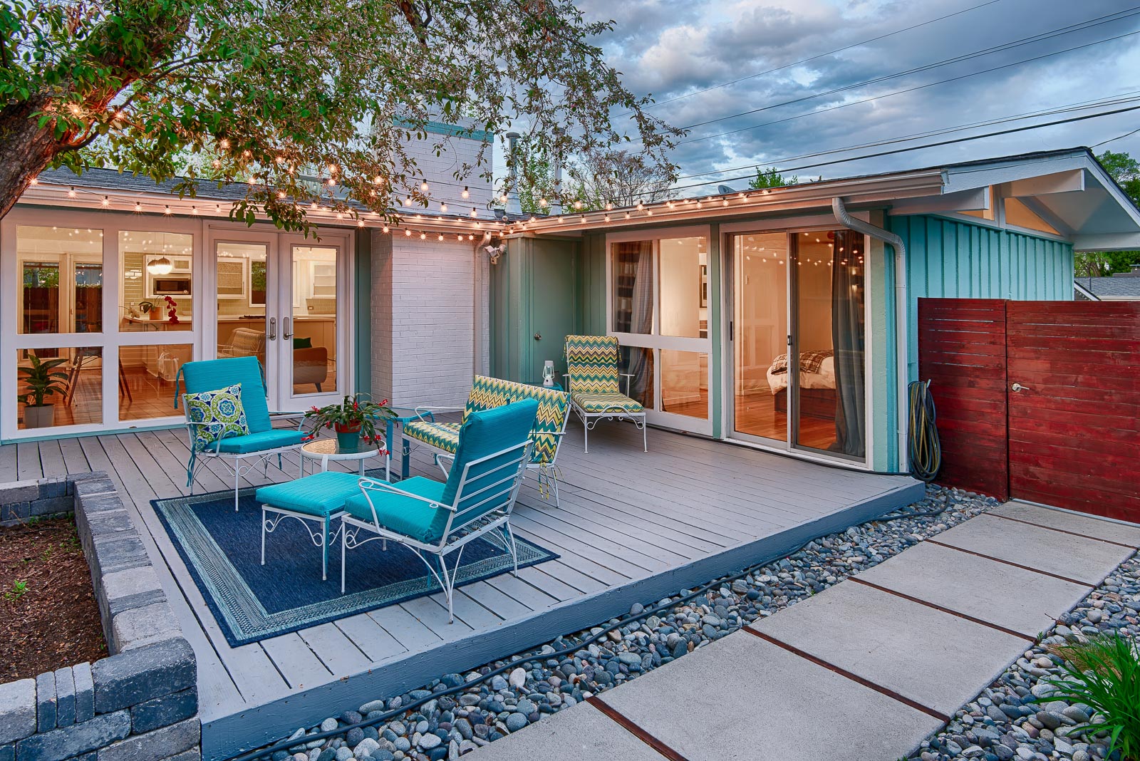 Denver's Cliff May Enclave - Buffy Gilfoil